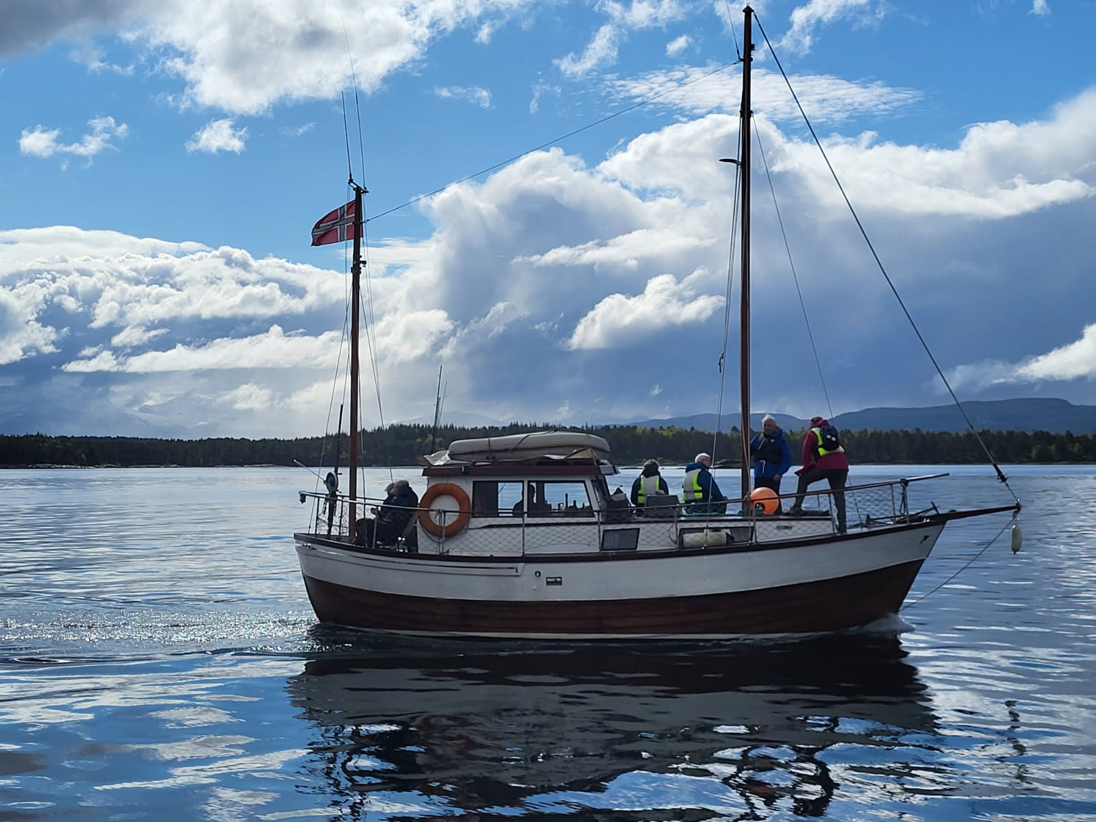 Med redningsvest til Hjertøya - DNT